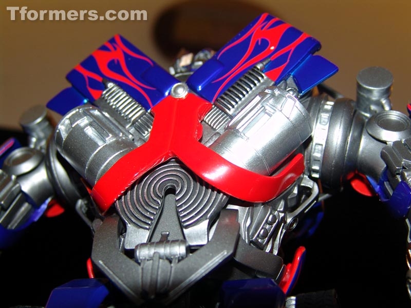 Pop Box Collectibles 12-inch Optimus Prime Statue Review
