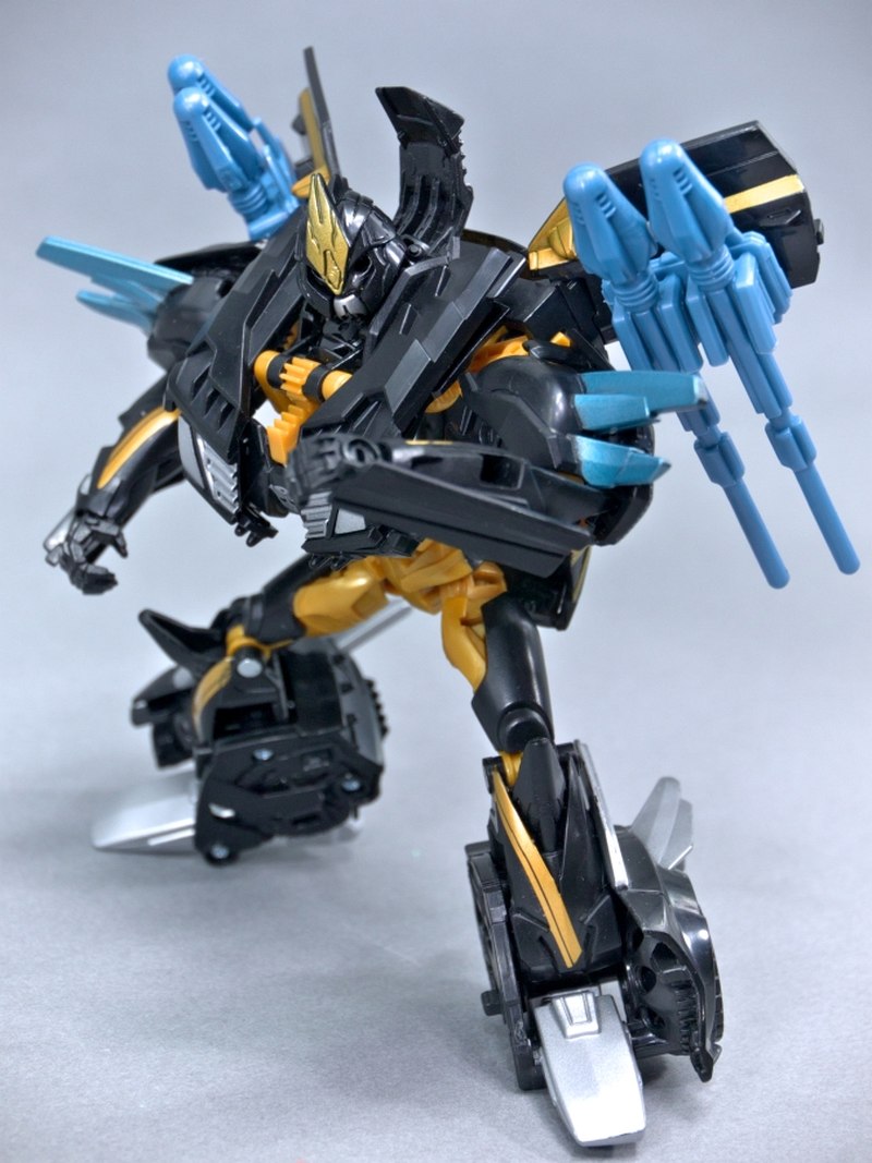 Transformers Beast Hunters Stealth Bumblebee Out of Package Image Gallery
